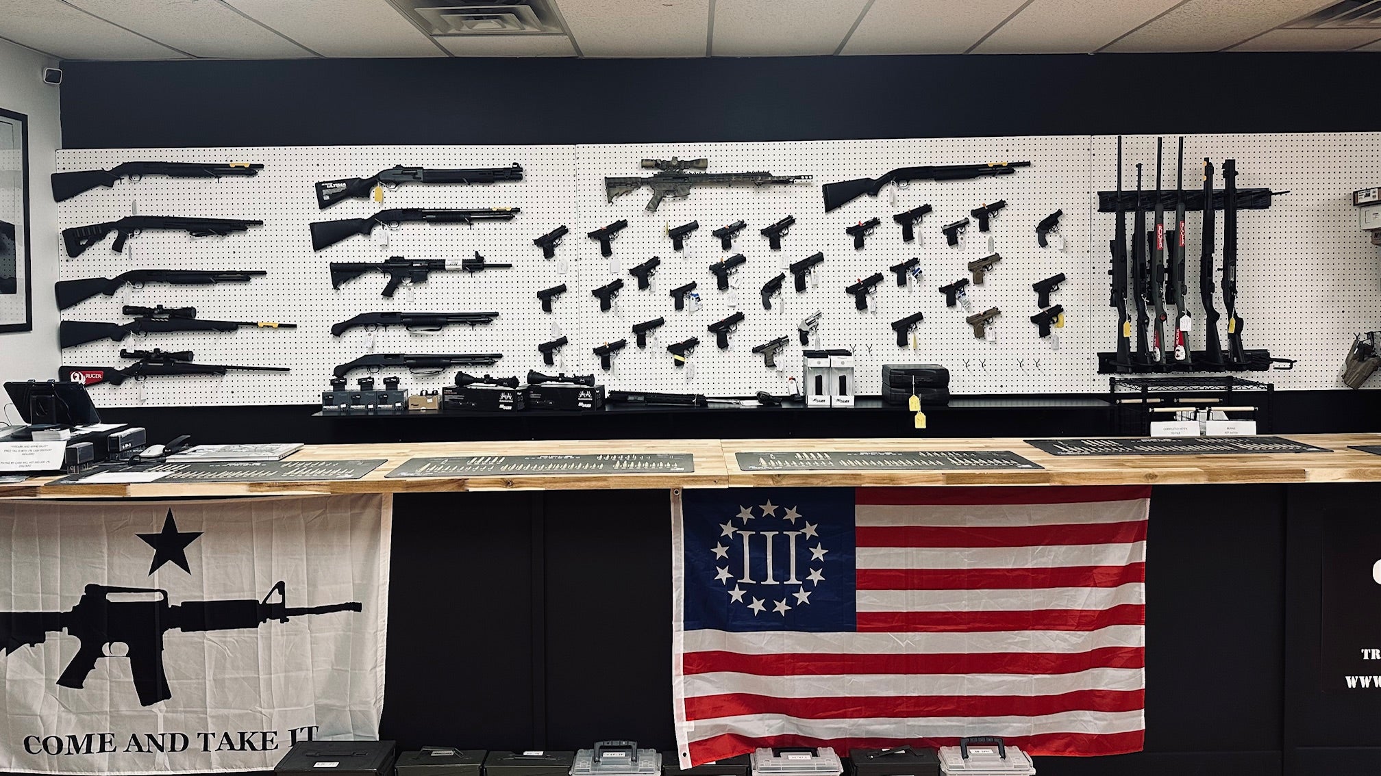 CS GUN INSTRUCTION AND LICENSE TO CARRY COURSES